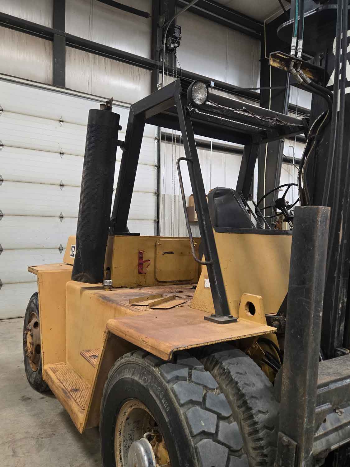 Caterpillar V180B Forklift - Directional Drills